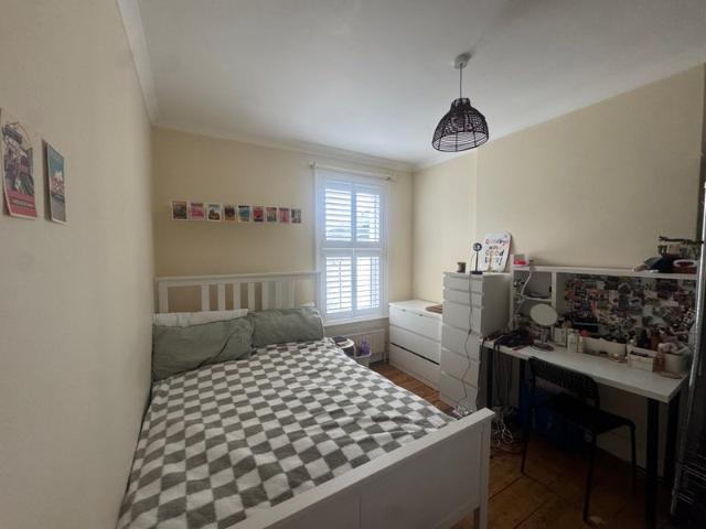 Room at Oban Street, Greater London