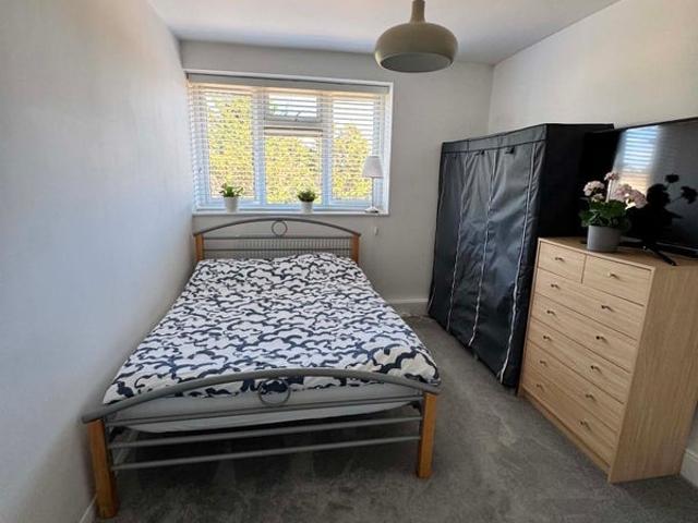 Room at Odencroft Road, Slough