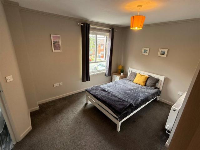 Room at Old Wharf, Telford