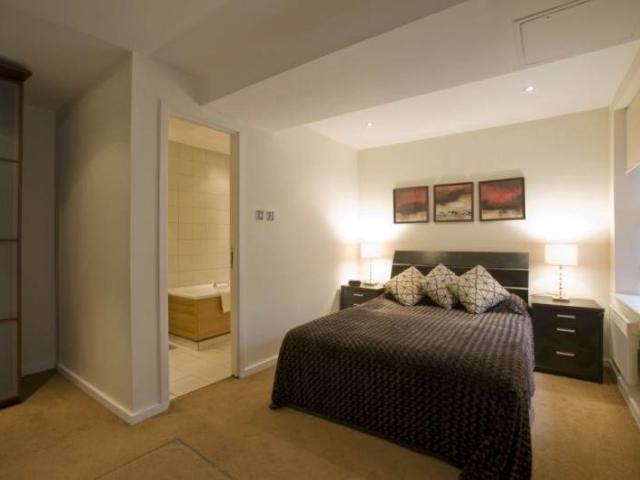 Room at Old Brompton Road, Greater London