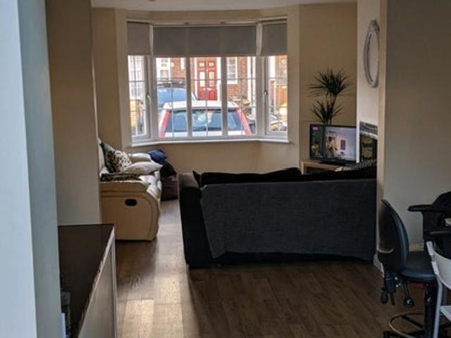 Room at Old Court Road, Chelmsford