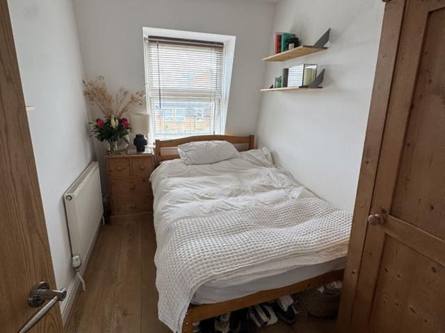 Room at Old Devonshire Road, Greater London