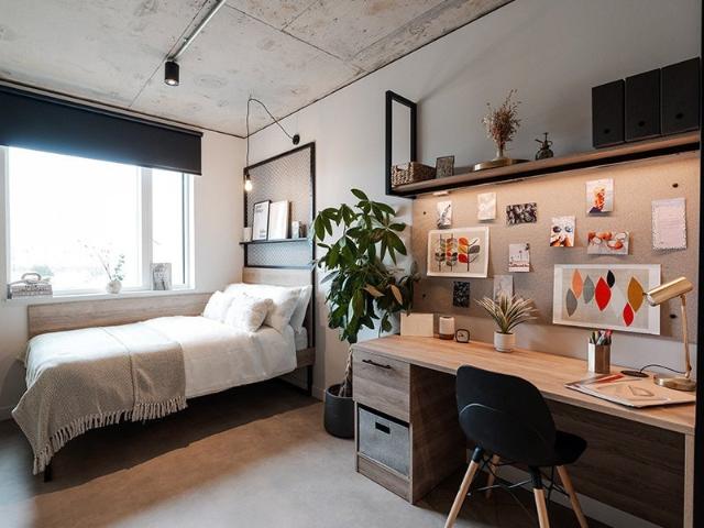 Room at Old Kent Road, Greater London