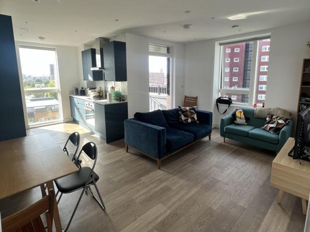Room at Old Kent Road, Greater London