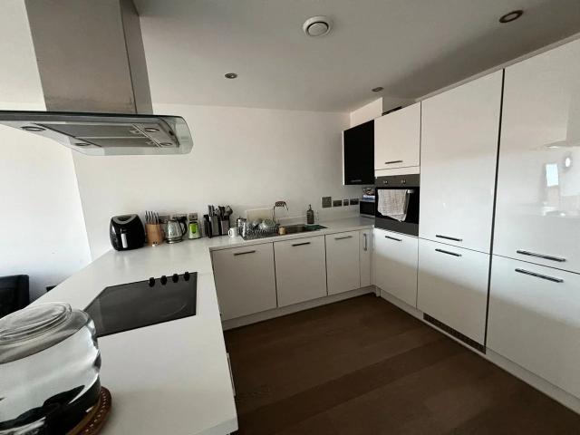 Room at Old Kent Road, Greater London