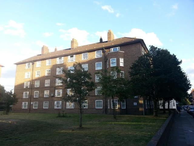 Room at Old Kent Road, Greater London