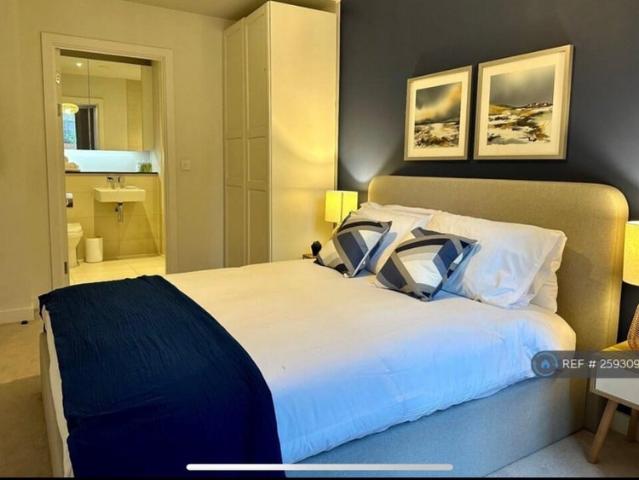 Room at Old Mount Street, Manchester