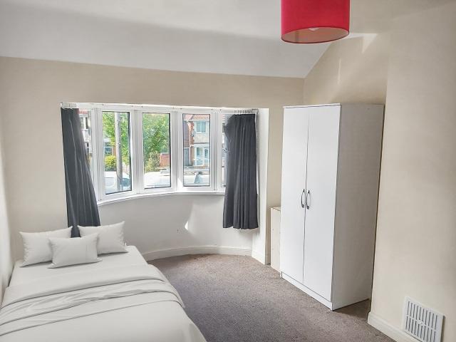 Room at Old Oscott Hill, Birmingham