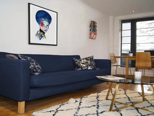 Room at Old Street, Greater London