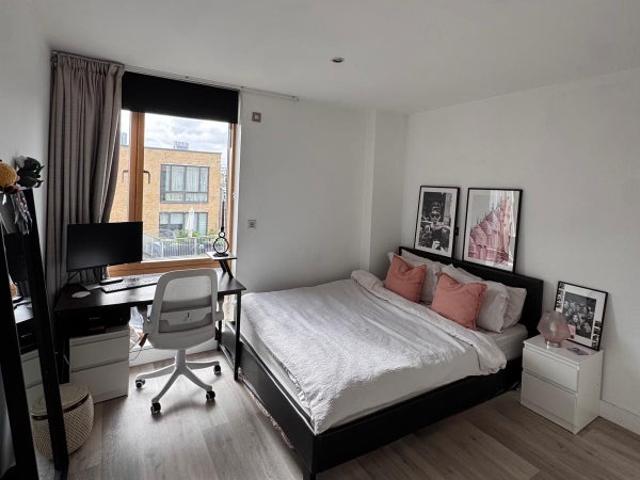 Room at Old Street, Greater London