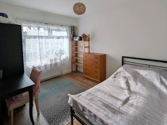 Room at Oldroyd Crescent, Leeds