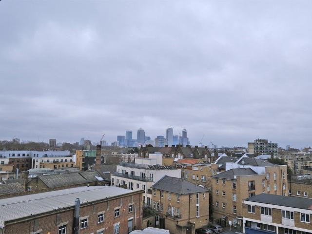 Room at O'Leary Square, Greater London