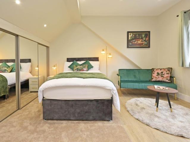 Room at Oliver Road, Stoke on Trent