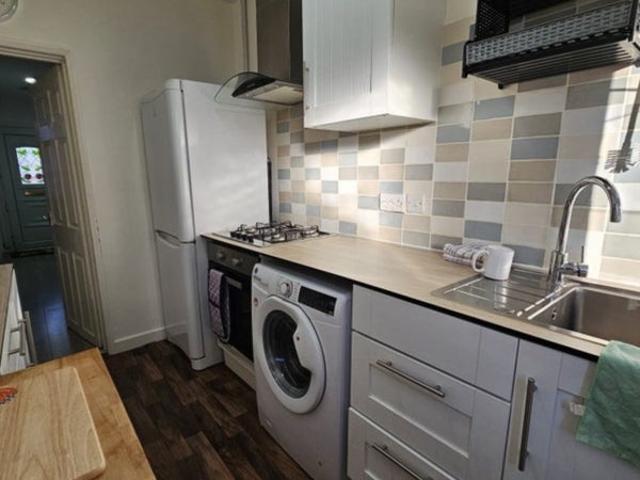 Room at Olton Boulevard East, Birmingham