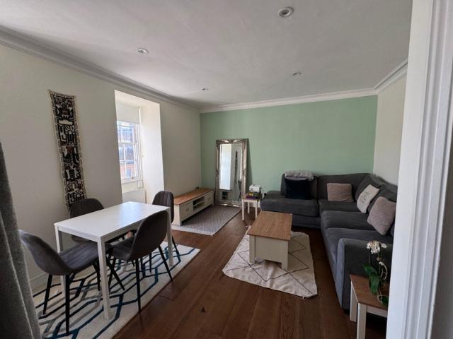 Room at Orchard Street, Bristol