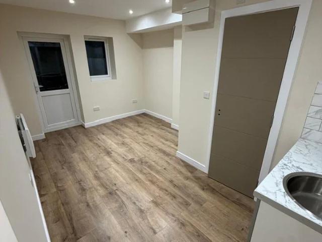 Room at Orchard Road, Borough of Spelthorne