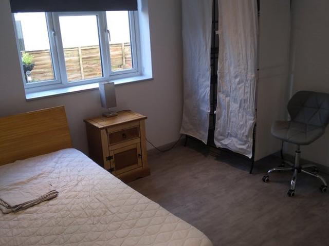 Room at Organford Road, Holton Heath