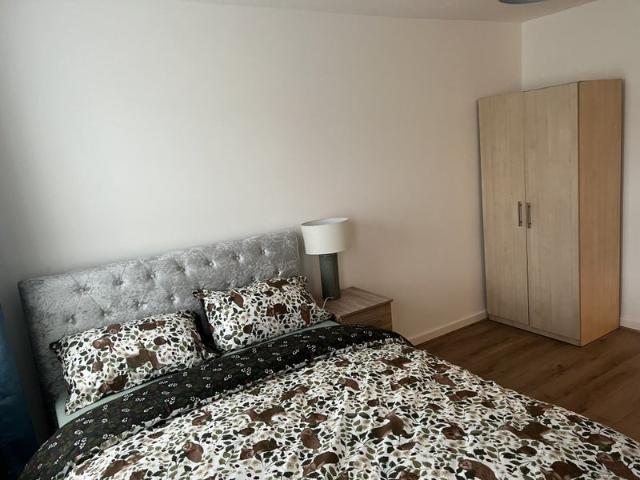 Room at Orient Way, Greater London