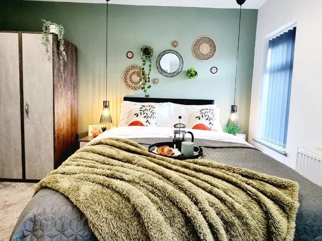 Room at Ormskirk Road, Wigan