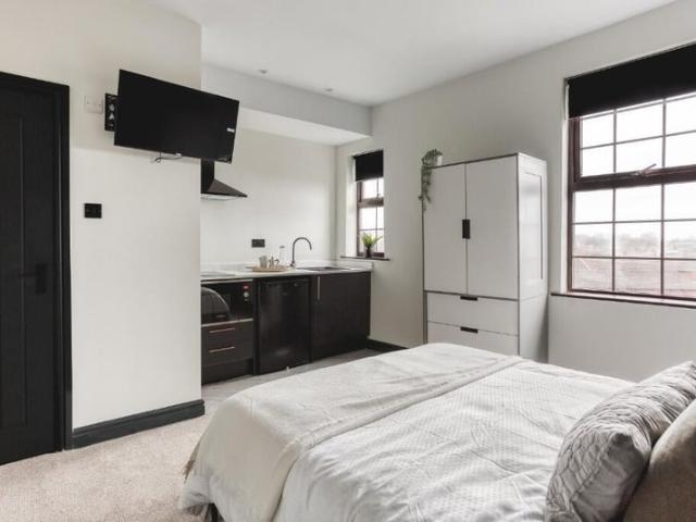 Room at Orton Road, Leicester