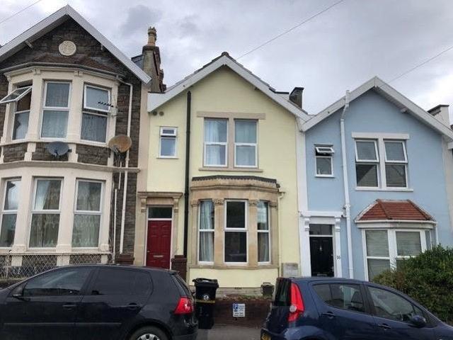 Room at Osborne Road, Bristol