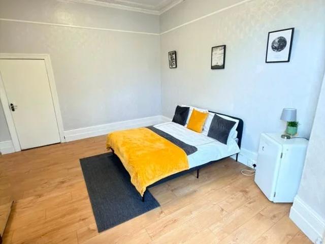 Room at Osbaldeston Road, Greater London