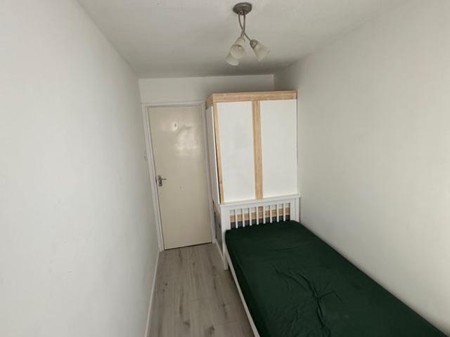Room at Osward, Greater London