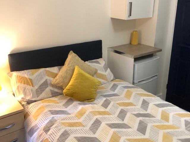 Room at Oswin Avenue, Doncaster