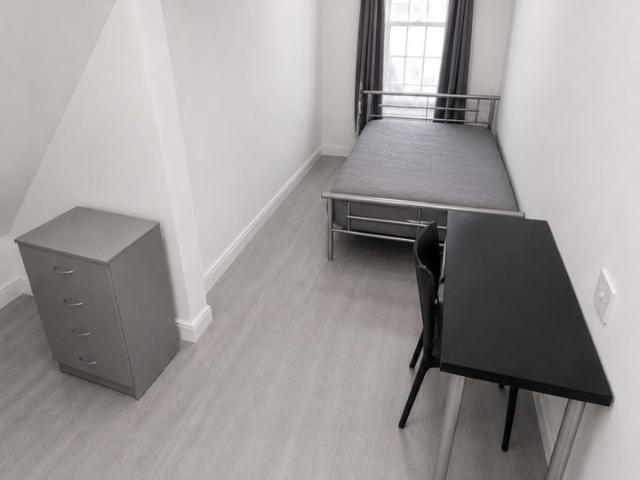 Room at A5, Greater London