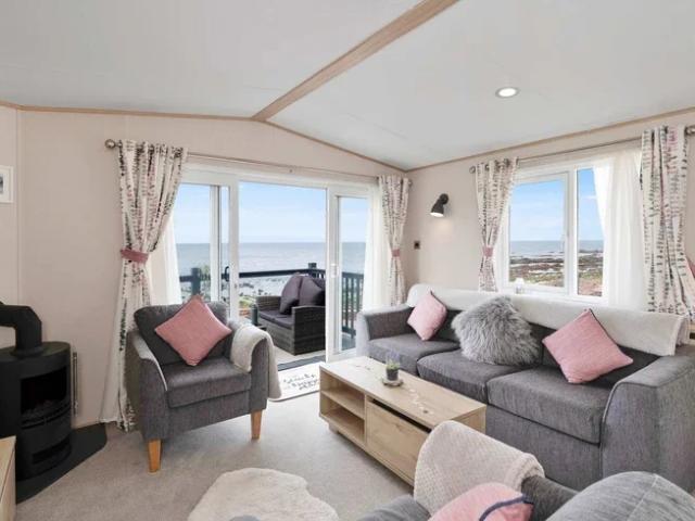 Room at A1107, Old Cambus