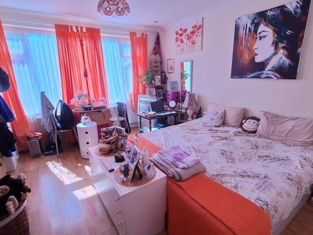 Room at Atkinson Road, Greater London