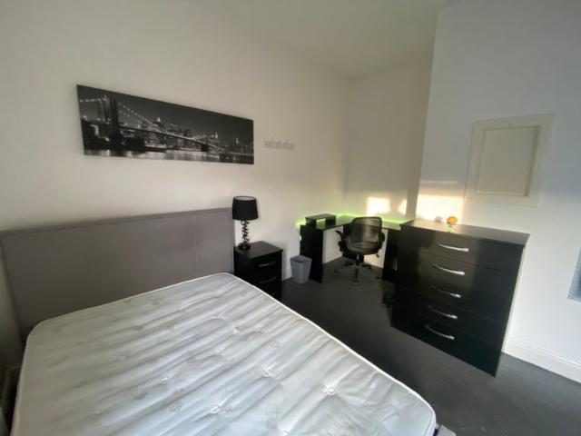 Room at Athol Street, Middlesbrough