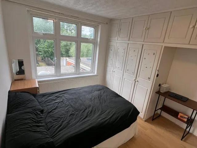Room at Athelstone Road, Greater London