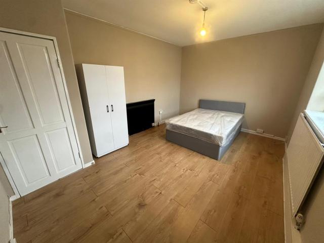 Room at Athenlay Road, Greater London