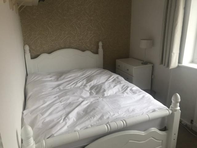 Room at Audlum Court, Bury