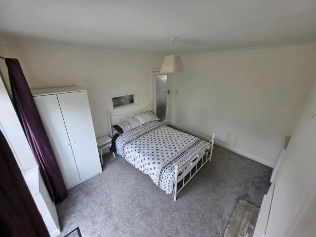 Room at Austin Close, Bournemouth