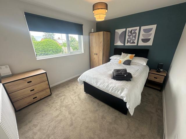 Room at Austin Road, Bromsgrove