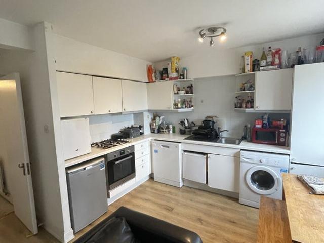 Room at Austin Road, Greater London