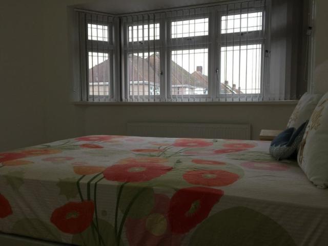 Room at Avon Road, Sunbury on Thames