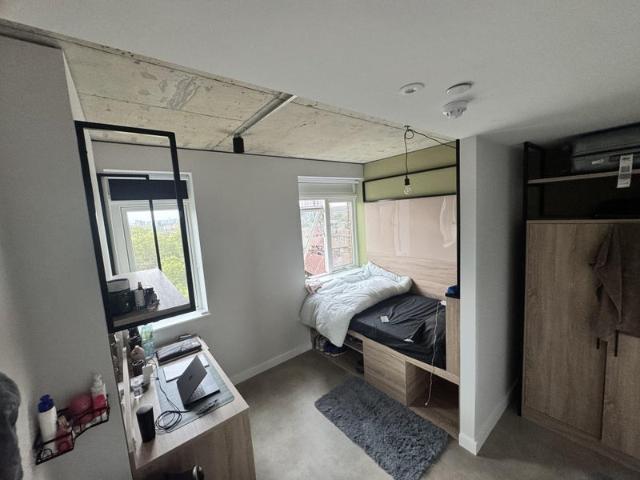 Room at Avonmouth Street, Greater London