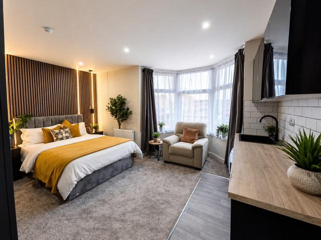 Room at Aylestone Road, Leicester