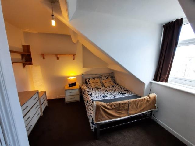 Room at Azalea Terrace North, Sunderland