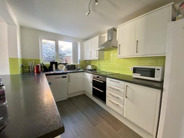 Room at Abbots Wood Road, Luton
