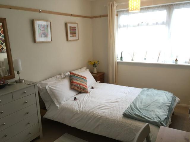 Room at Abbotswood, Yate