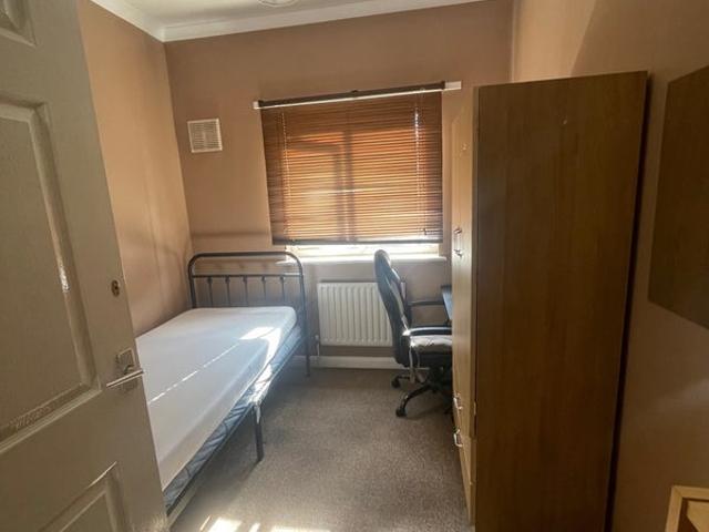 Room at Abbott Road, Greater London