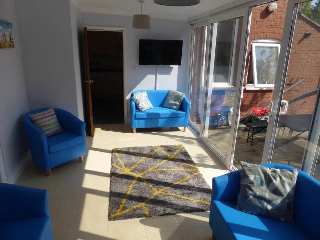 Room at Abbotts Road, Aylesbury