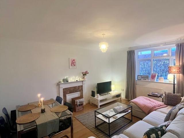 Room at Abbey Close, Greater London