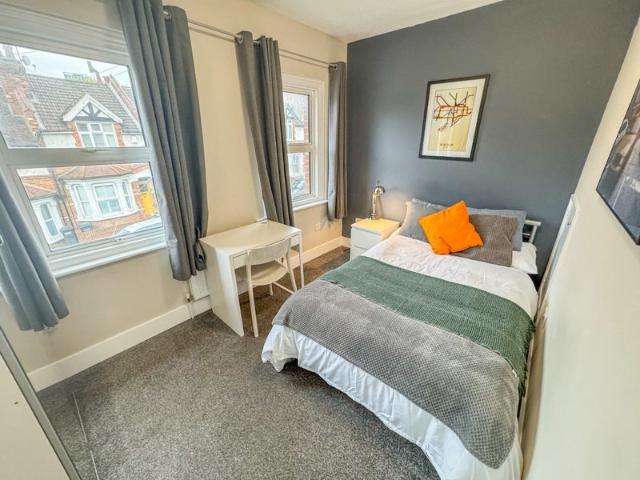 Room at Abbey Road, Greater London