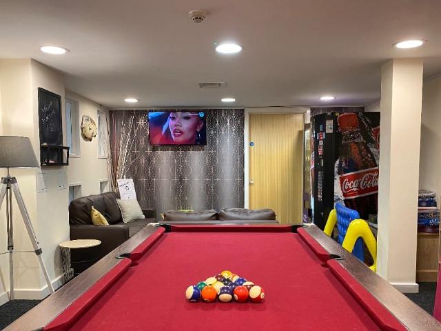 Room at Abberton Way, Charnwood