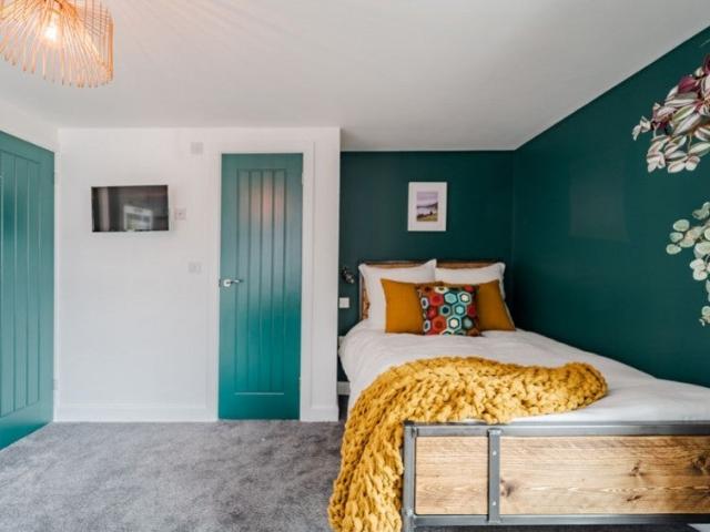 Room at Abercorn Road, Coventry